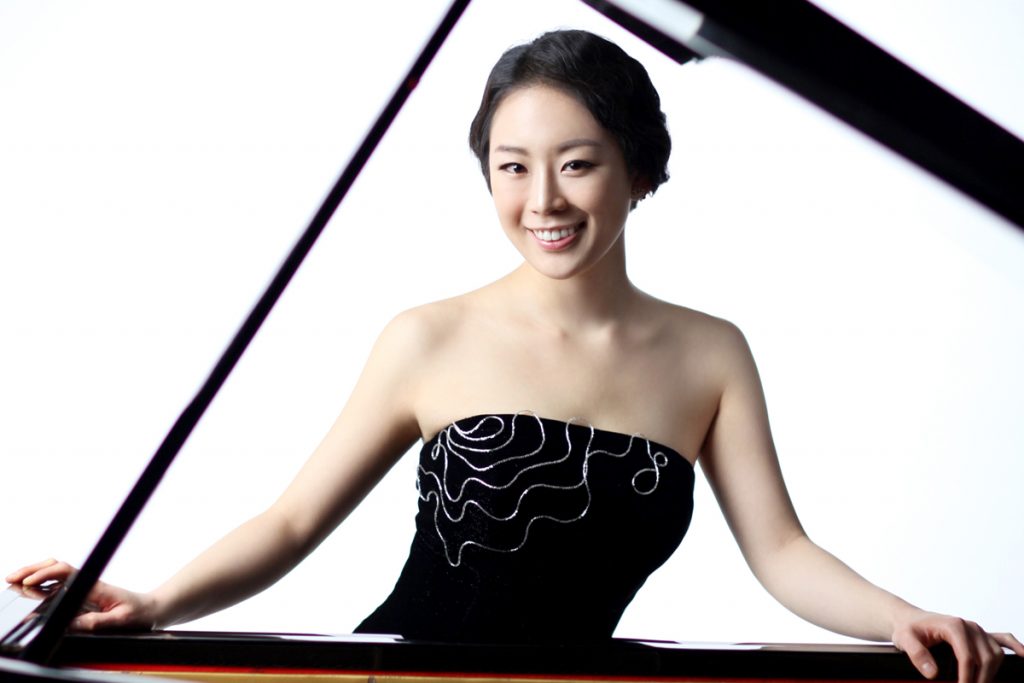 Media – Yoonie Han